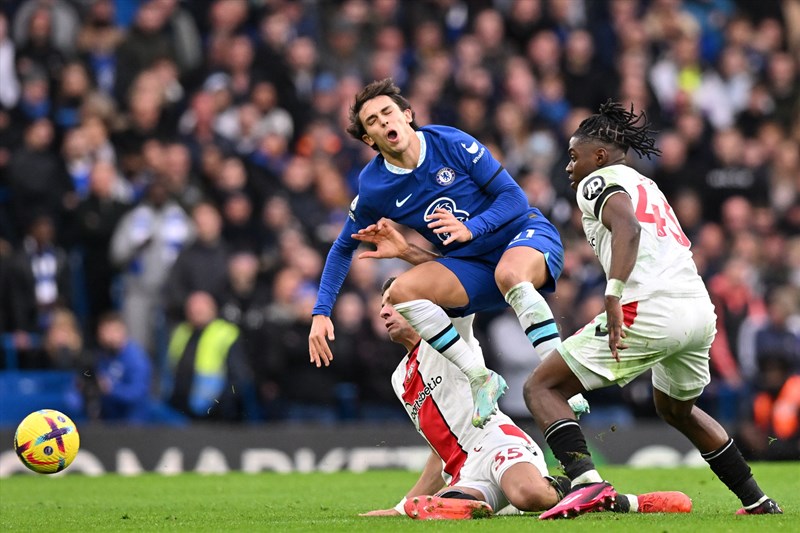 Chelsea thua sốc trước đội cuối bảng Premier league