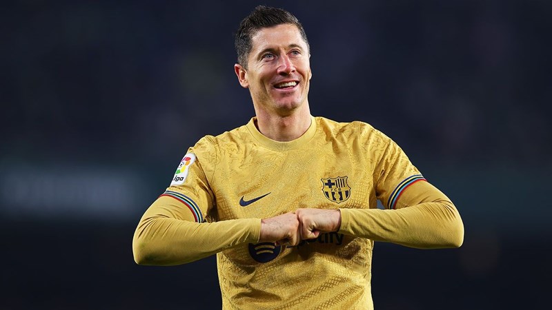 Sự trở lại cần thiết của Lewandowski với Barcelona