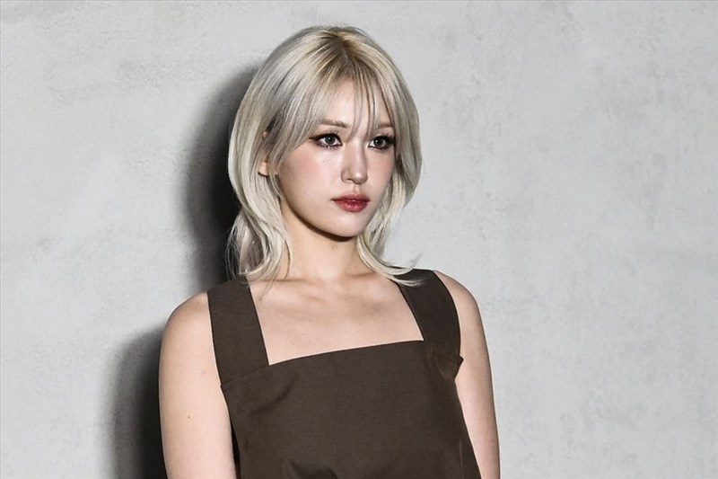 Jeon Somi chính thức trở thành đại sứ thương hiệu Prada