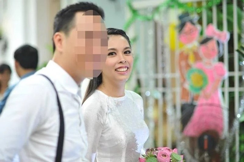 Nghi vấn Osen Ngọc Mai lộ ảnh cưới với người đàn ông không phải Quốc Nghiệp