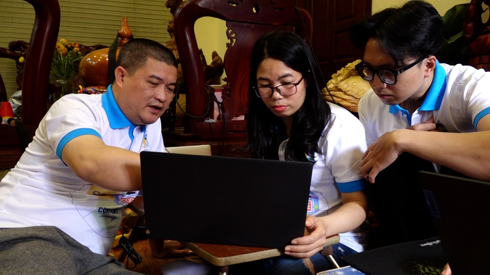 Bộ đội Biên phòng dạy võ miễn phí cho hàng trăm học sinh