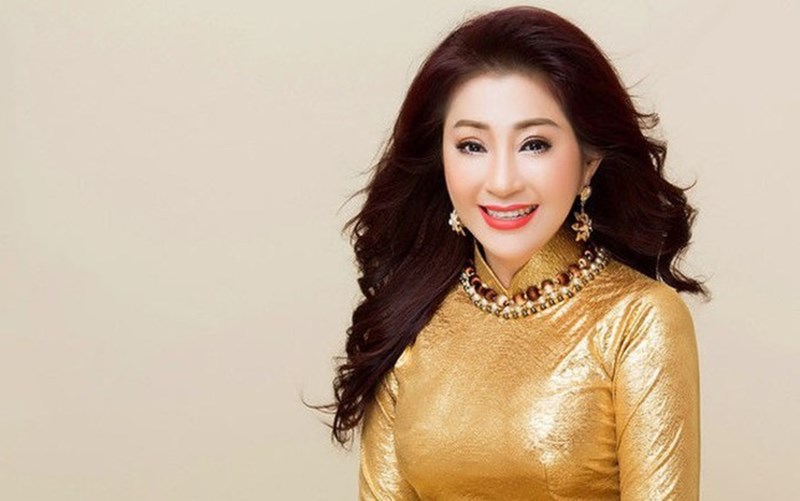 Lí do nghệ sĩ Thoại Mỹ tạm ngừng ca hát