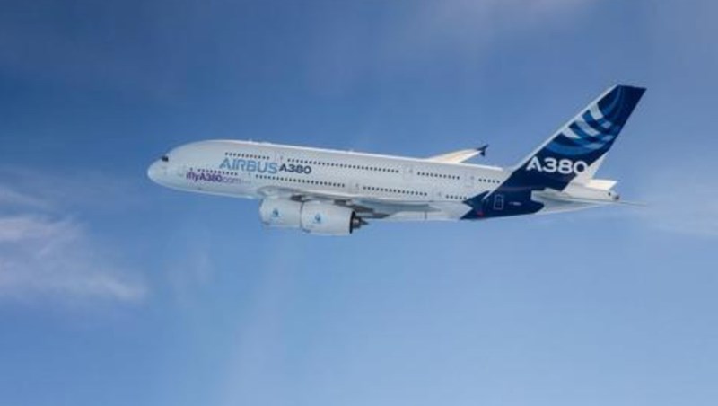 Siêu máy bay A380 thoát khỏi viễn cảnh bị xóa sổ