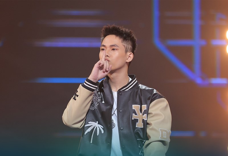 Rapper Dlow gây bất ngờ khi quay trở lại Rap Việt mùa 3