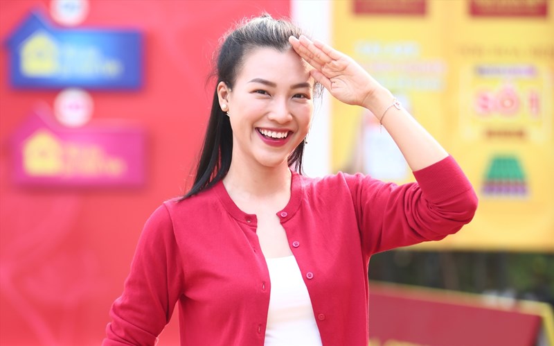 Hoàng Oanh nói về việc làm mẹ đơn thân - vất vả nhưng vui vẻ và hạnh phúc