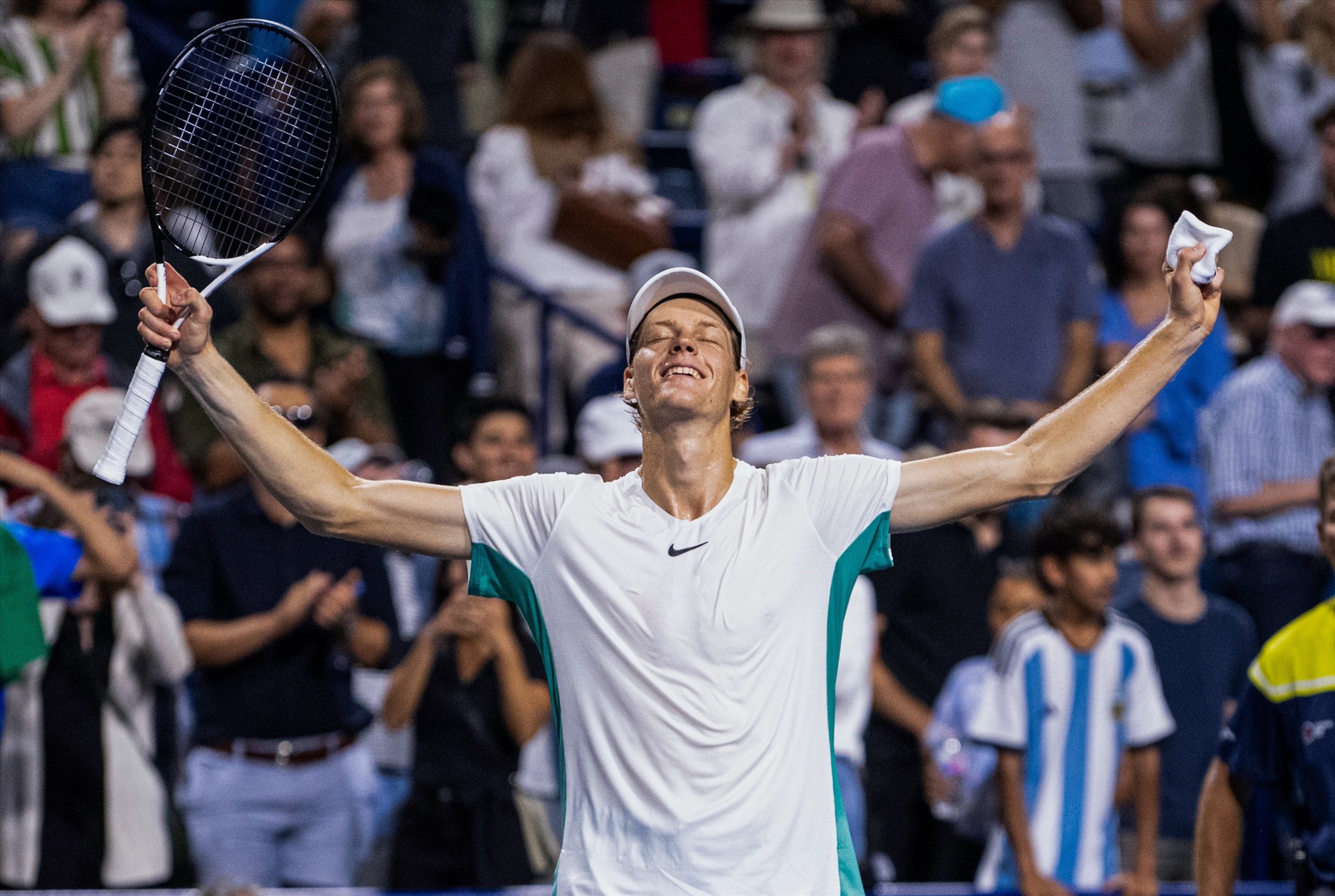 Jannik Sinner vô địch Canada Open 2023