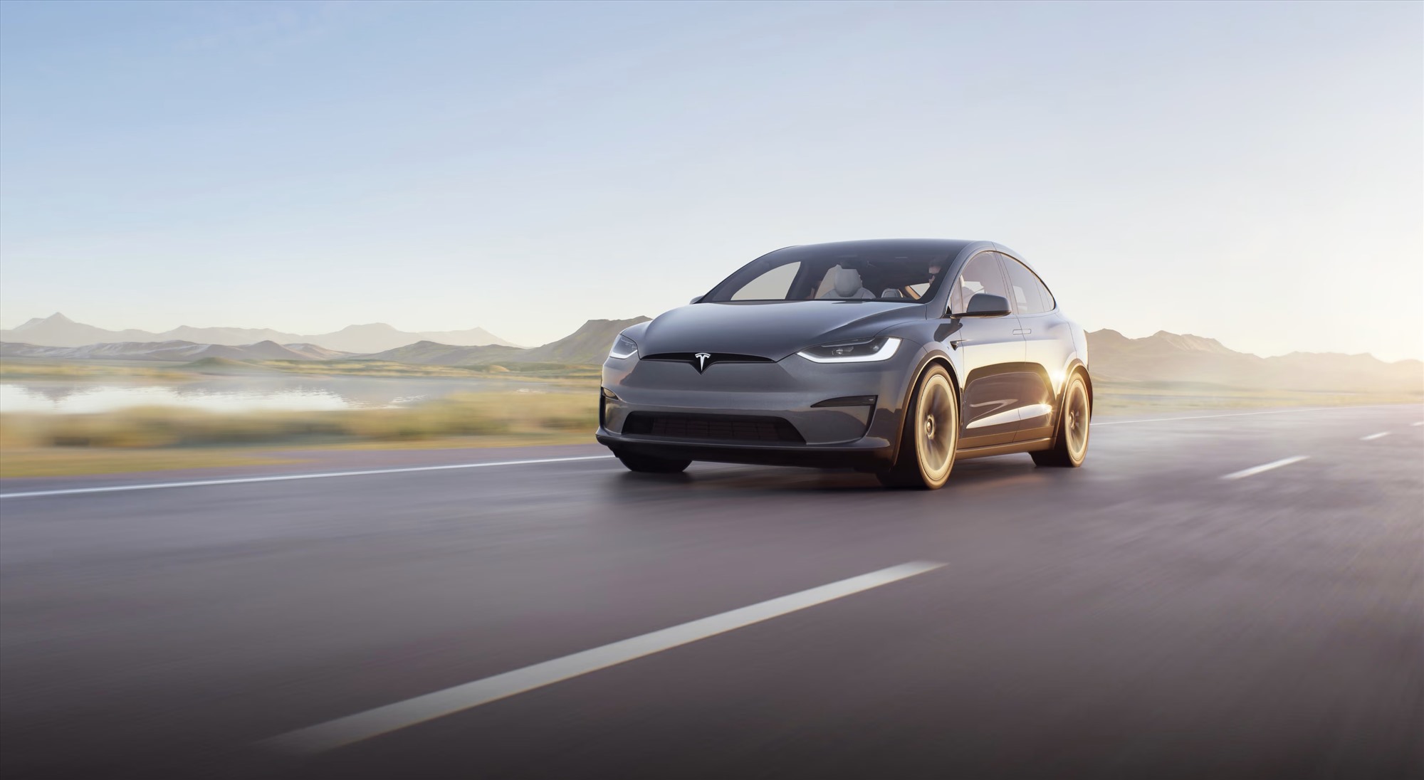 Loạt xe ôtô giảm giá cả trăm triệu đồng nhưng ít khách chọn mua