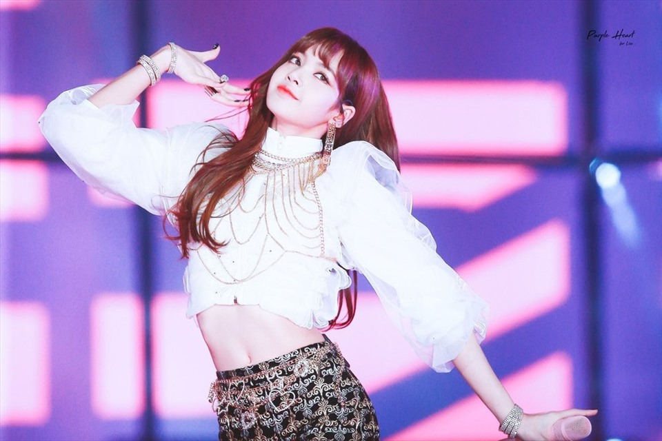 Từ cô gái bị dọa giết đến hành trình rực rỡ của Lisa (Blackpink)