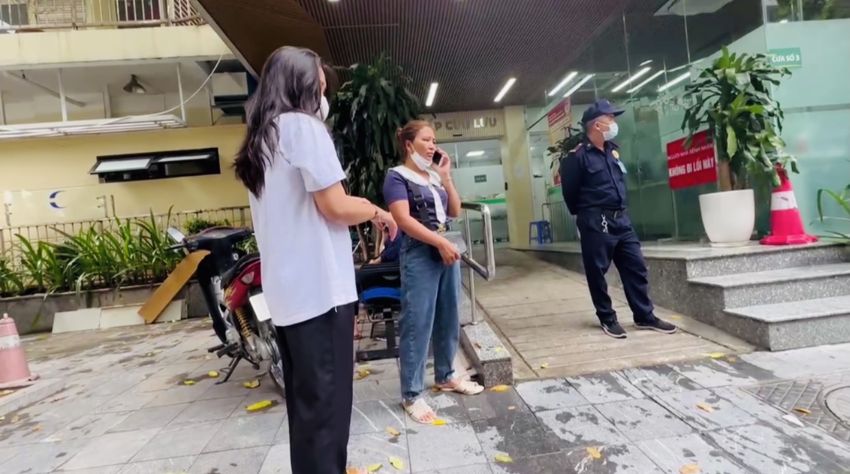 Nạn nhân vụ cháy chung cư mini chui vào tủ, nhảy từ tầng 9 để thoát nạn