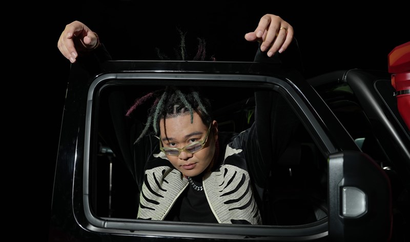 Rapper Yuno BigBoi tri ân nghệ thuật xiếc, ảo thuật