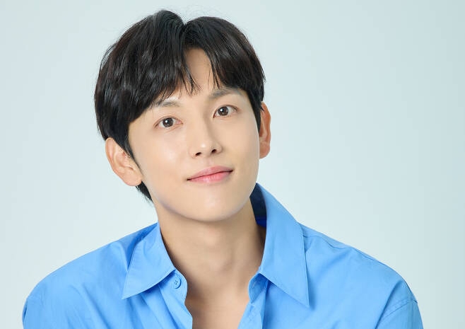 Phim Bước chân thép của Im Siwan vượt mốc 1 triệu khán giả