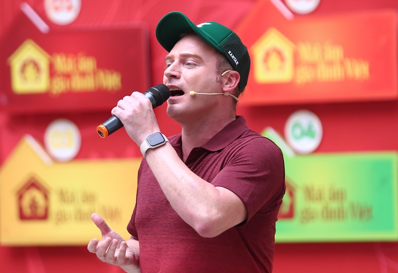 Kyo York và khát khao kết nối âm nhạc Việt Nam với quốc tế