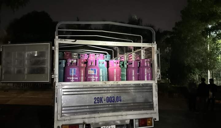 Tạm giữ xe chở 308 bình gas chưa rõ nguồn gốc từ Hải Dương về Thái Bình