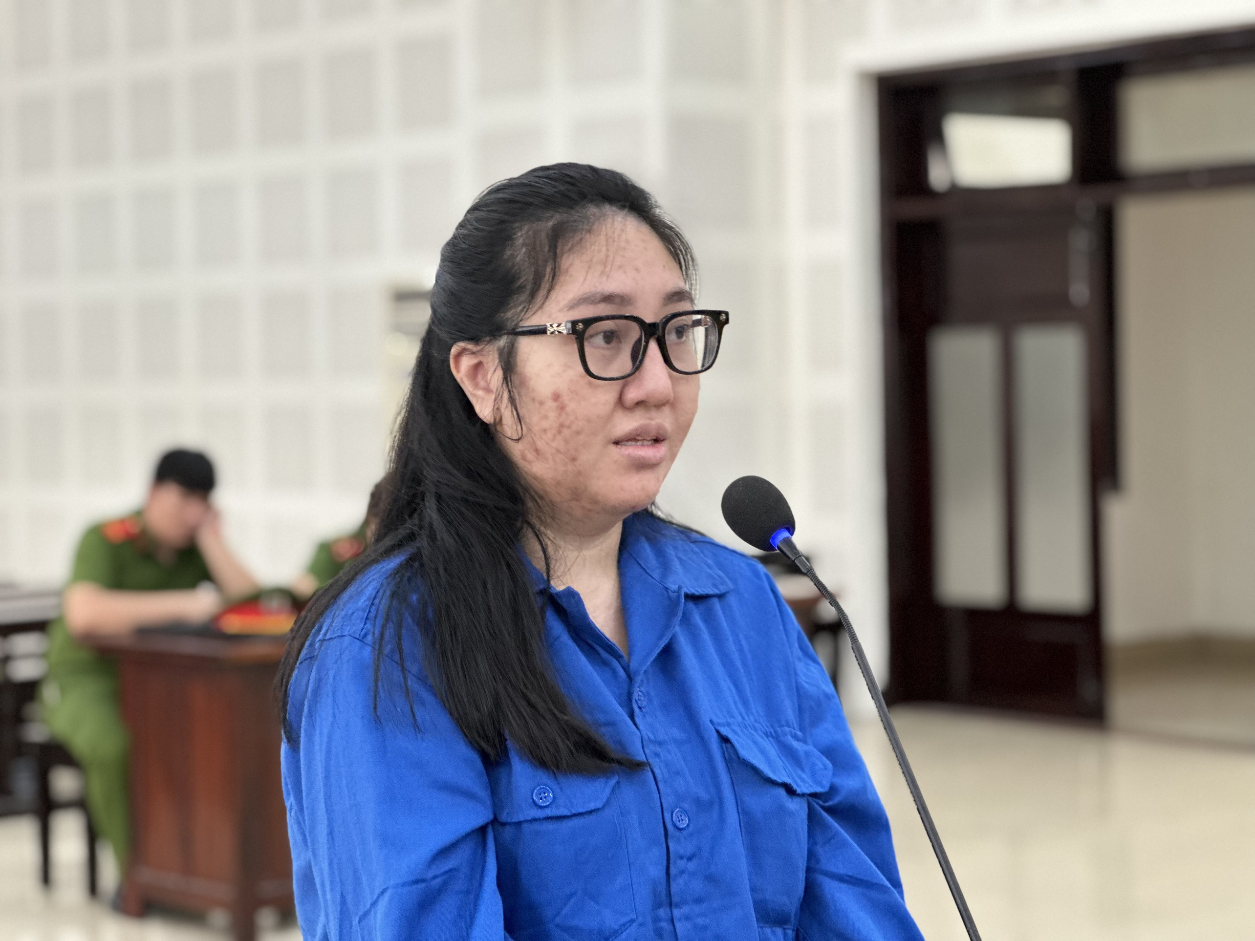 14 năm tù cho nữ giám đốc lừa đảo bán vé chuyến bay giải cứu