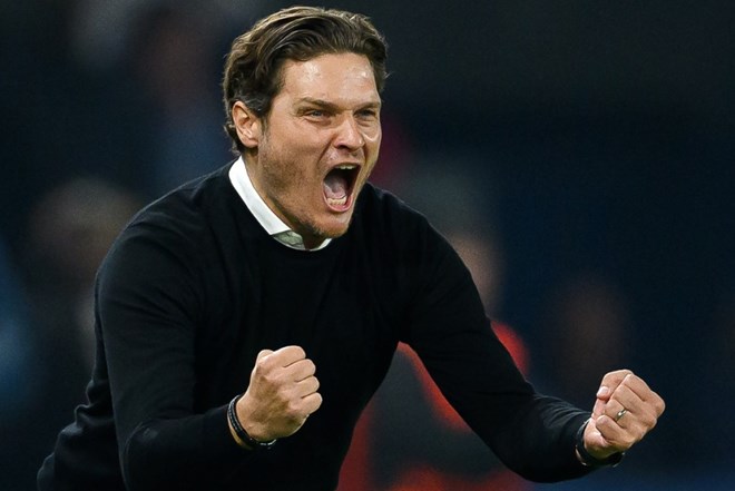 Edin Terzic sẵn sàng thế chỗ nếu Erik ten Hag bị sa thải