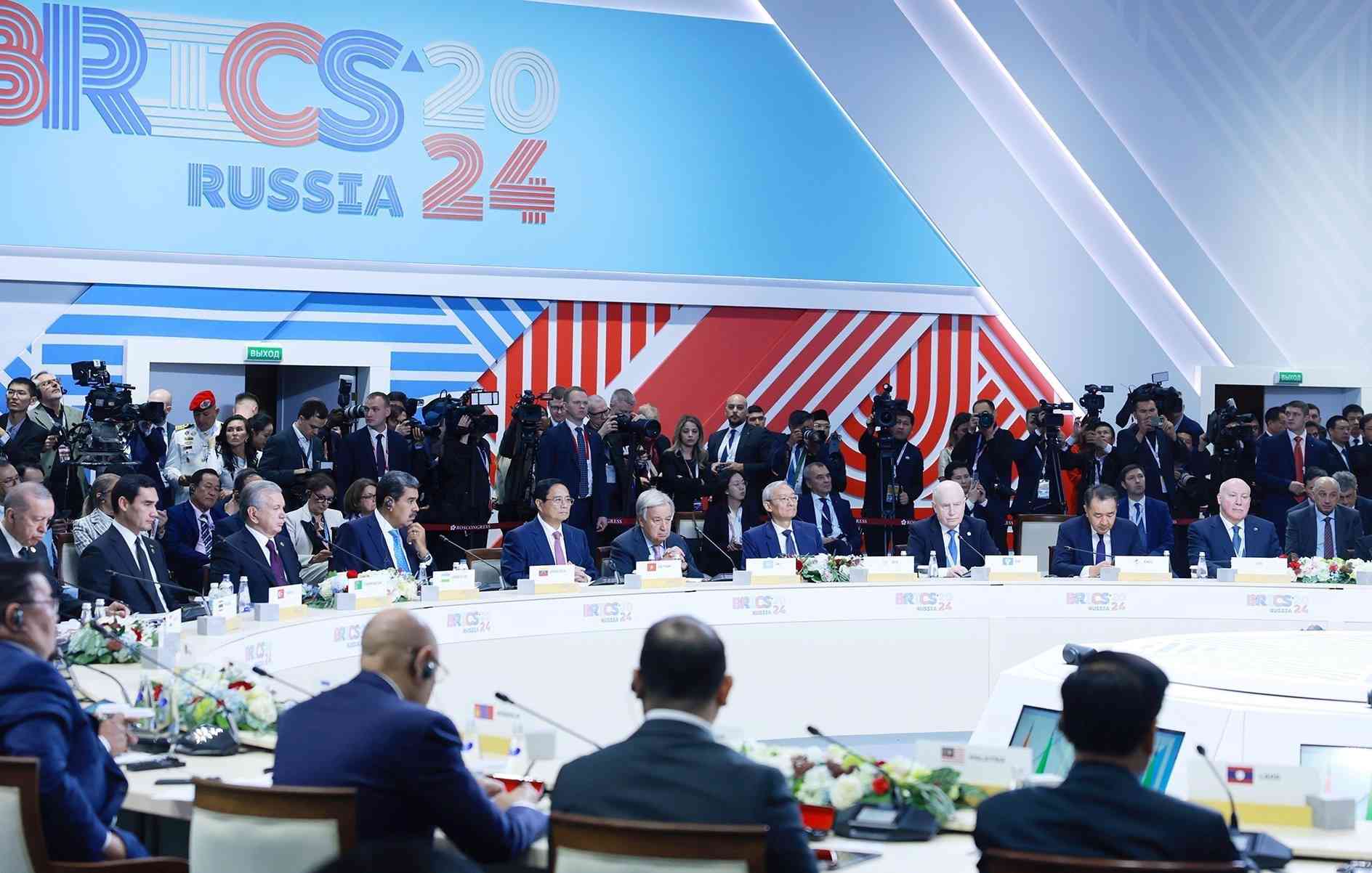 Vietnam is ready to join BRICS in promoting the role of developing ...