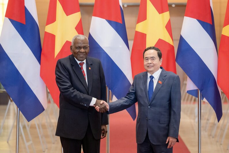 National Assembly Chairman holds talks with Cuban National Assembly ...