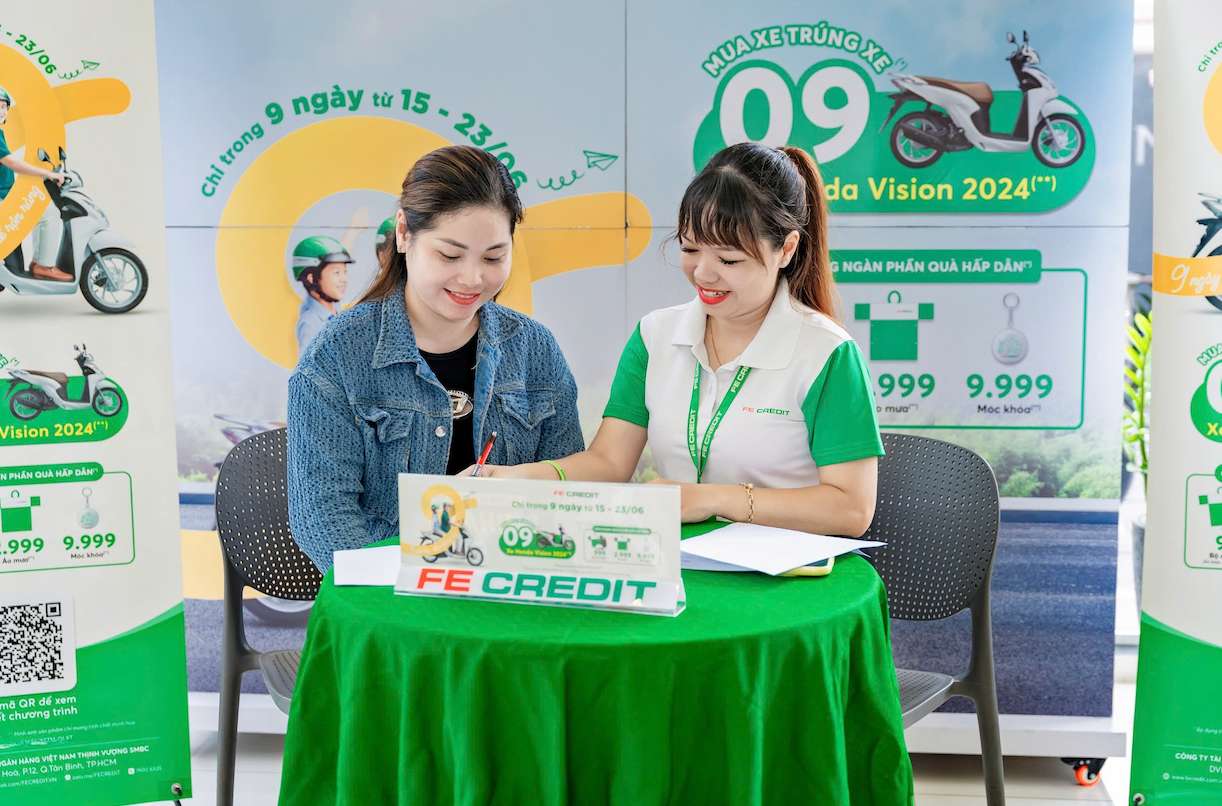 FE CREDIT 14 years old: Raising the bar for innovation, pioneering spirit