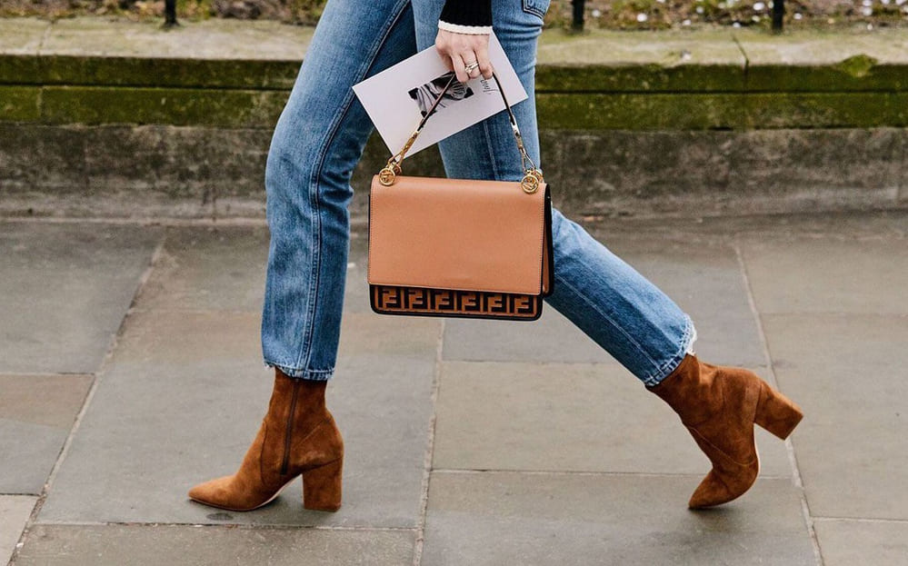 Học Danielle (NewJeans) cách chăm sóc da trong ngày mưa lạnh