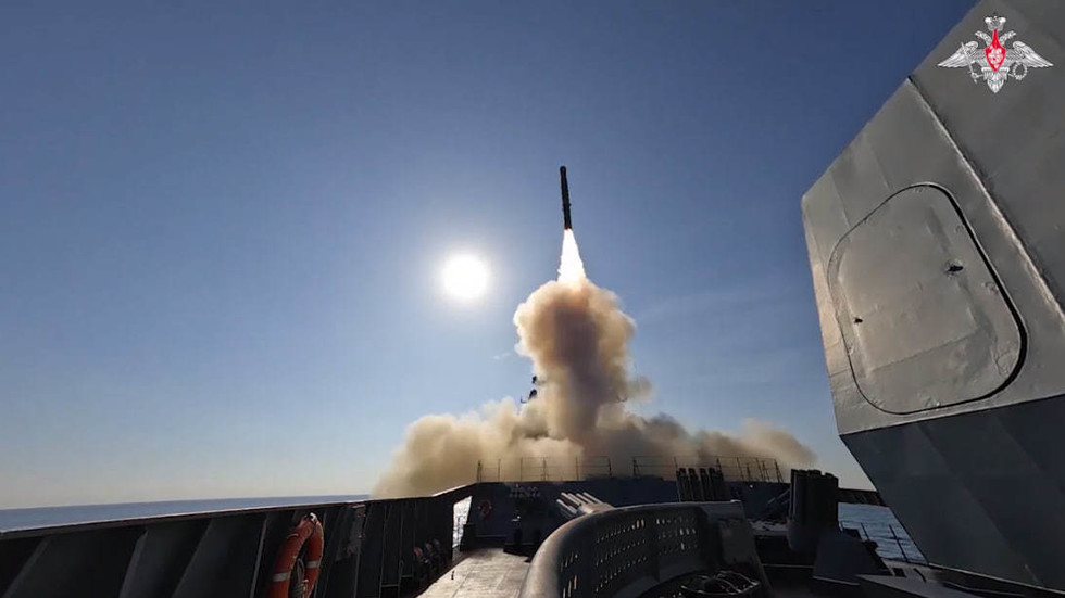 Truyền thông Anh bị cú lừa đau về Nga - Triều Tiên