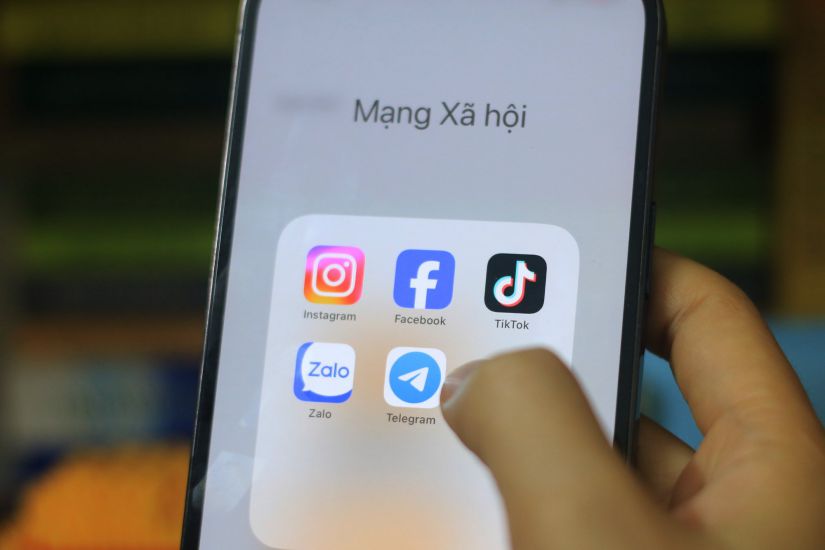 Unverified accounts cannot post on Facebook