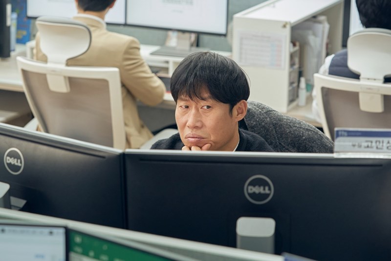 Tài tử Yoo Hai-jin tiếp tục tấu hài trong Sen boss sum vầy