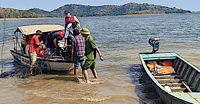 Thi thể người đánh cá mất tích trôi dạt vào bờ hồ Sông Móng