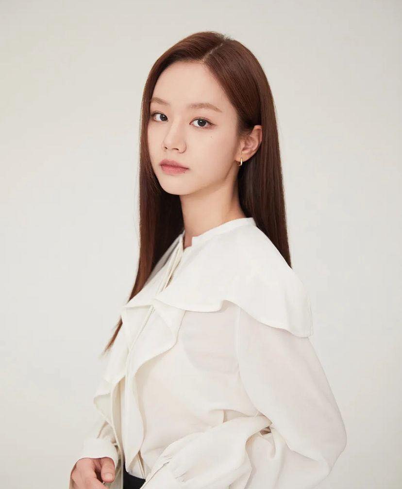 Đến lượt Hyeri xin lỗi giữa tâm bão ồn ào tình ái của Han So Hee - Ryu ...