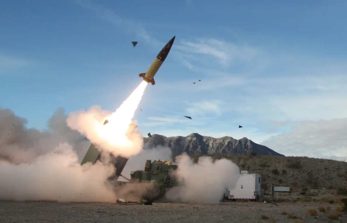 Nhà thầu Mỹ tính biến giàn khoan dầu thành bệ phóng tên lửa