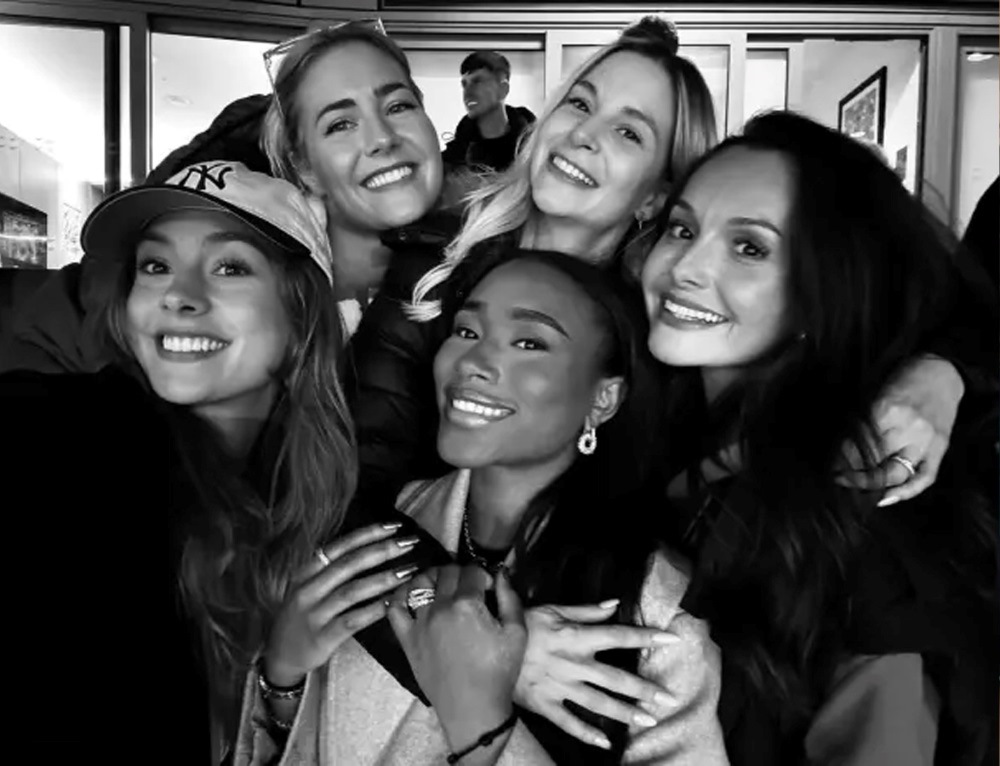 Arsenal được lợi nhờ dàn bạn gái xinh đẹp của cầu thủ