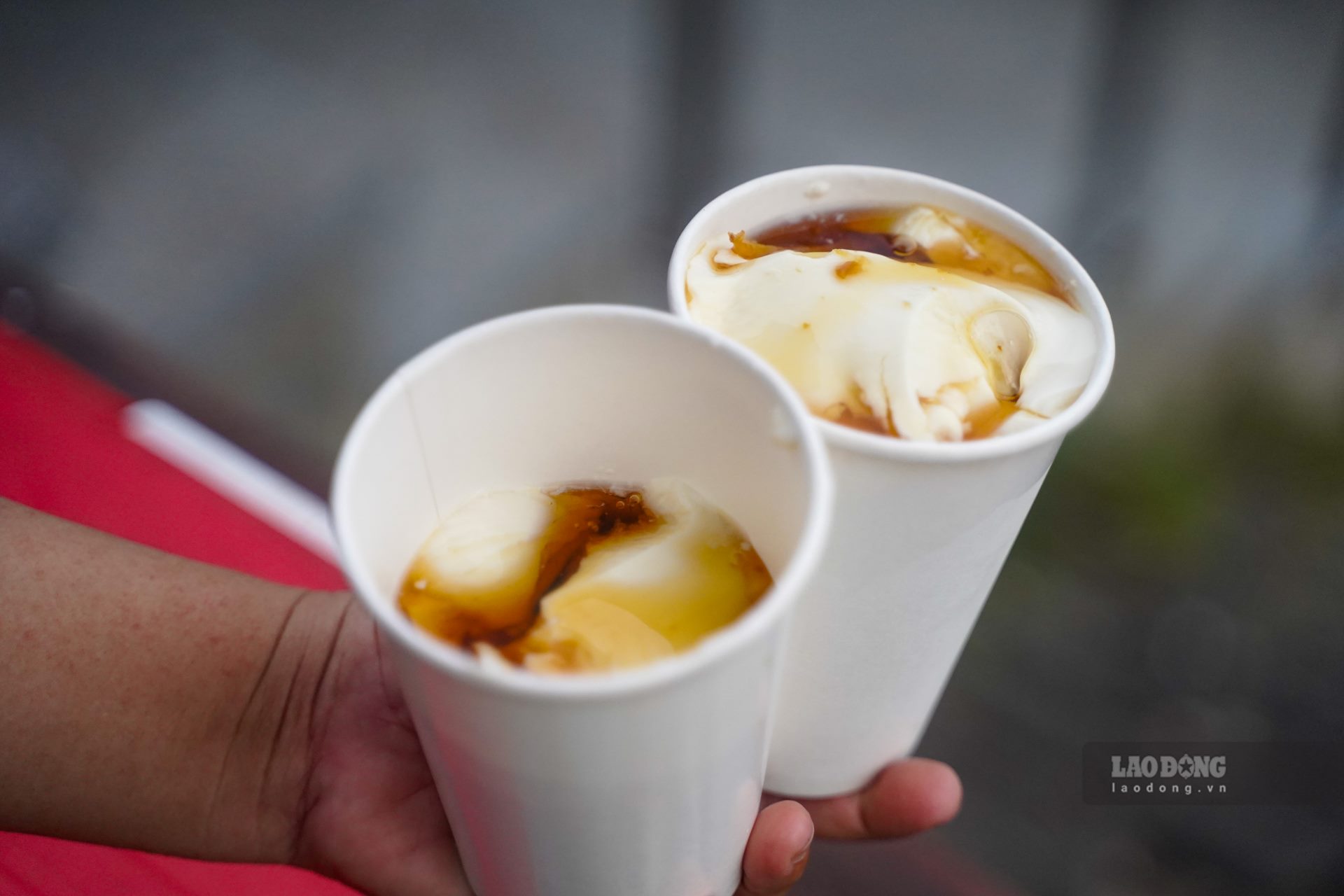 Thưởng thức “đậu hũ quốc dân” khi hoàng hôn buông xuống dưới chân Thiên ...