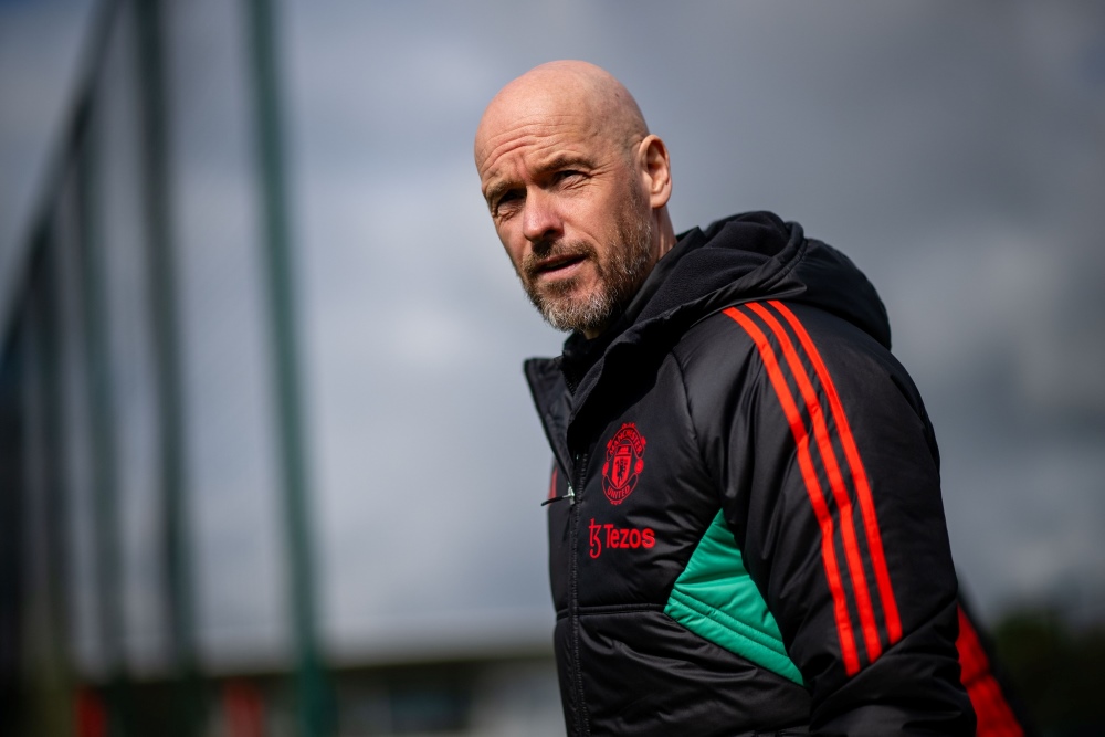 Ten Hag mỉa mai những người kêu gọi Man United sa thải huấn luyện viên