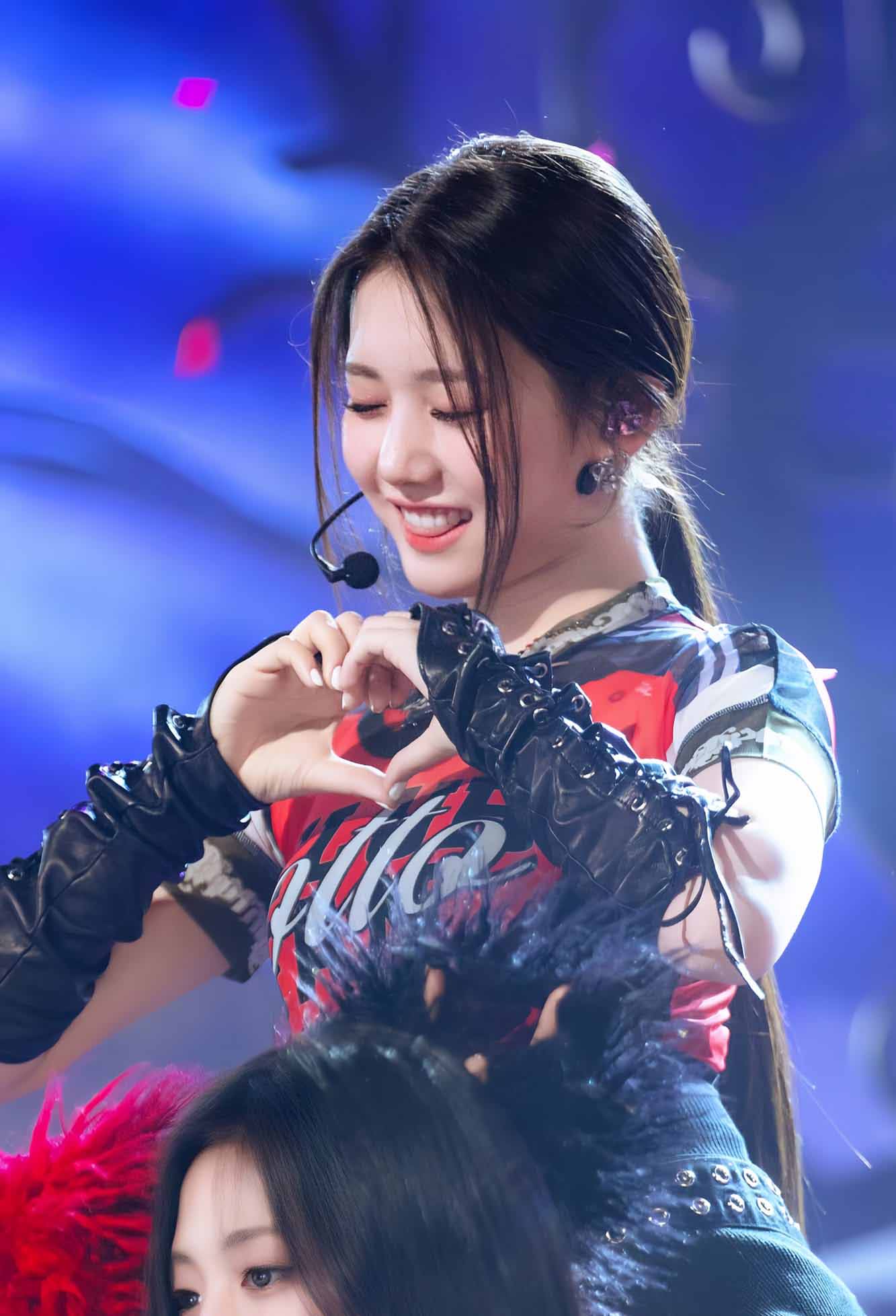 Thành viên Baby Monster: Xinh như hoa hậu, từng là sao nhí đình đám