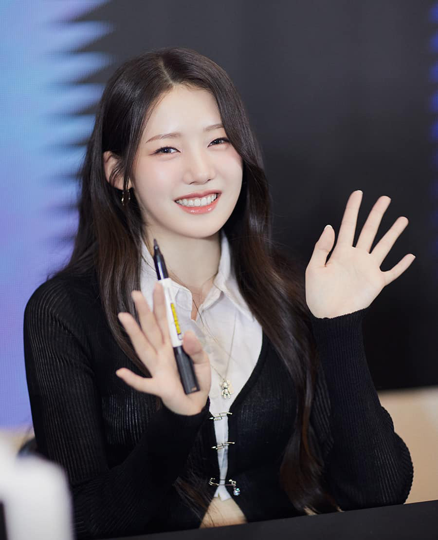 Thành viên Baby Monster: Xinh như hoa hậu, từng là sao nhí đình đám