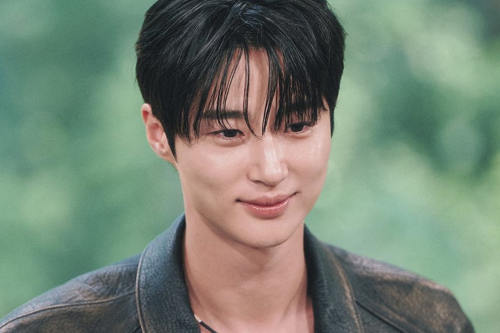 Điểm tương đồng thú vị giữa Byeon Woo Seok và Hứa Quang Hán