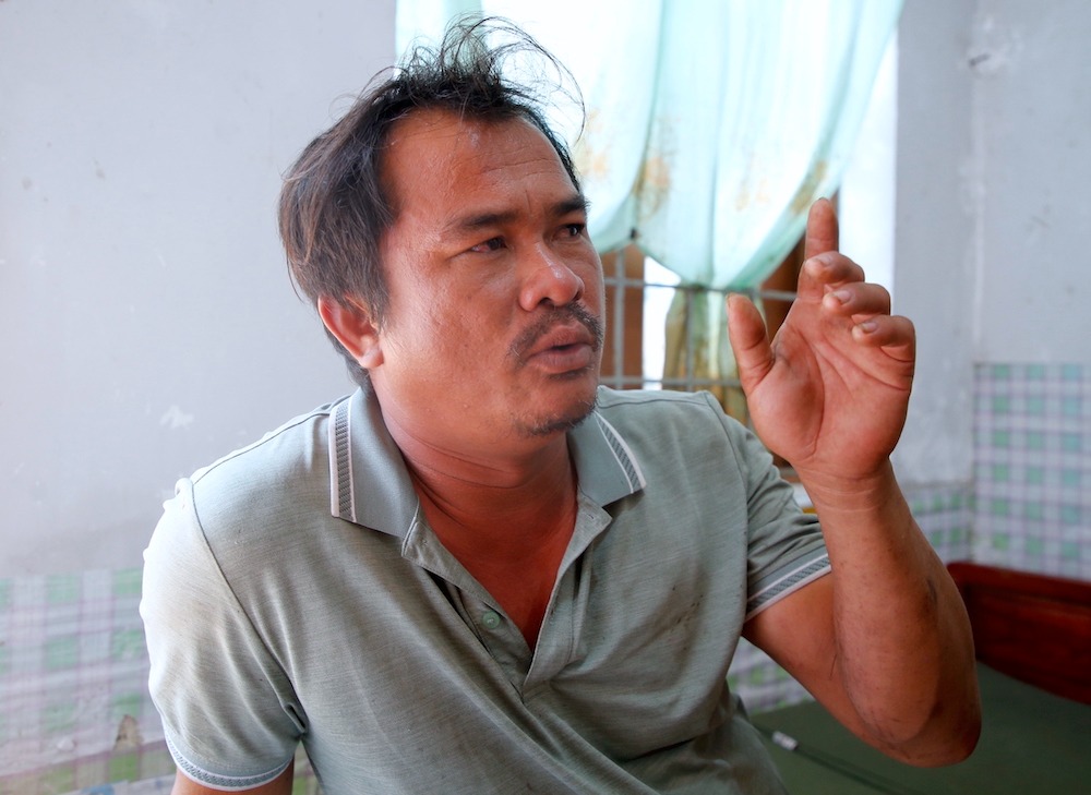 Vụ các ngư dân Quảng Bình gặp nạn: Thuyền trưởng kể lại thời khắc tàu ...