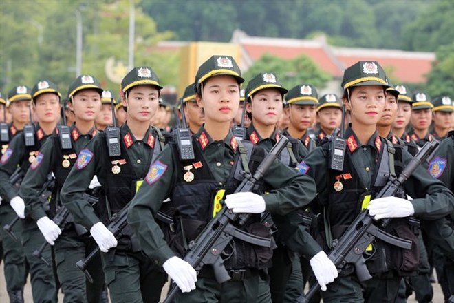 Bố đi cải tạo gần 30 năm trước, con có được thi vào ngành Công an?