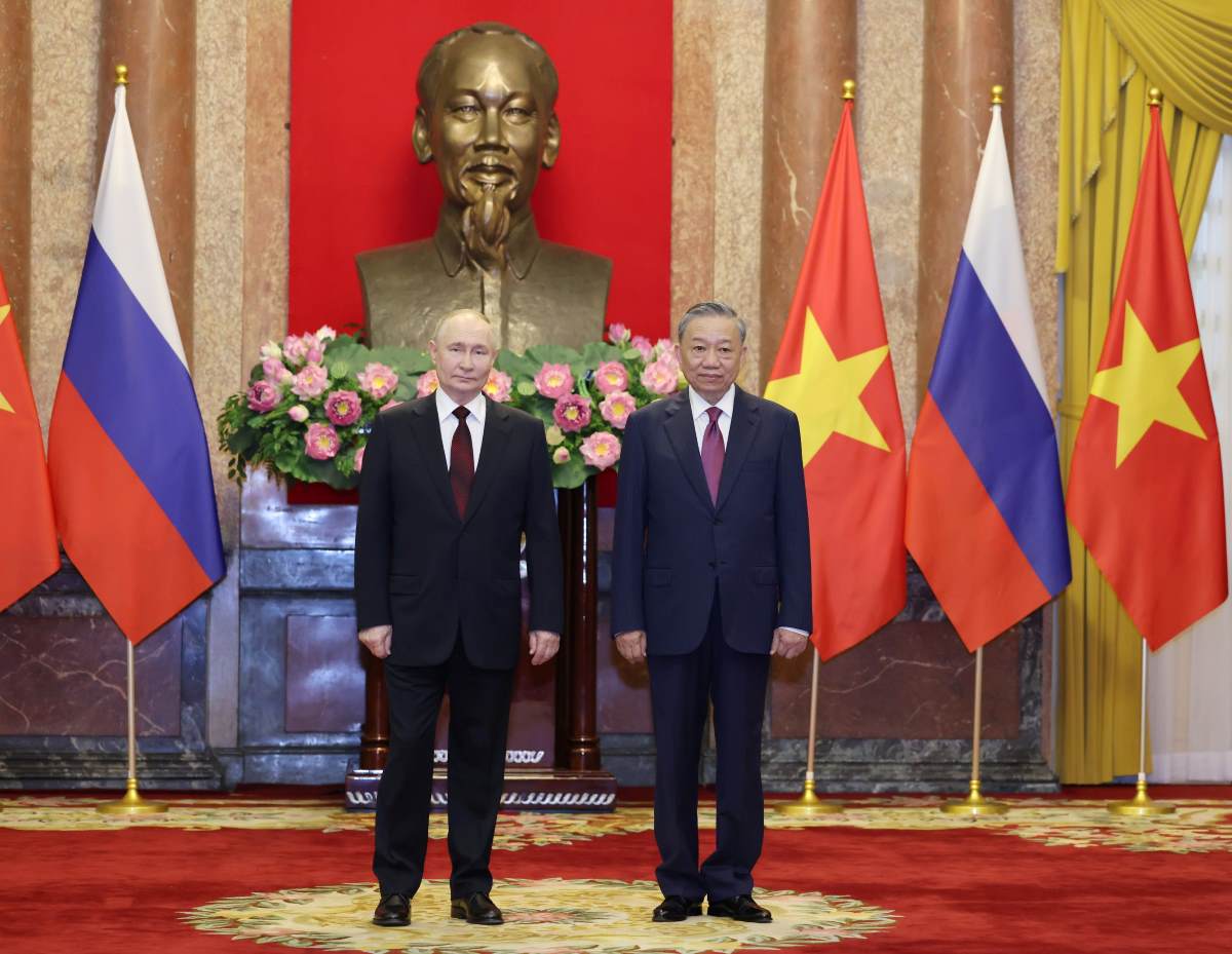Lễ đón chính thức Tổng thống Nga Putin thăm cấp Nhà nước tới Việt Nam
