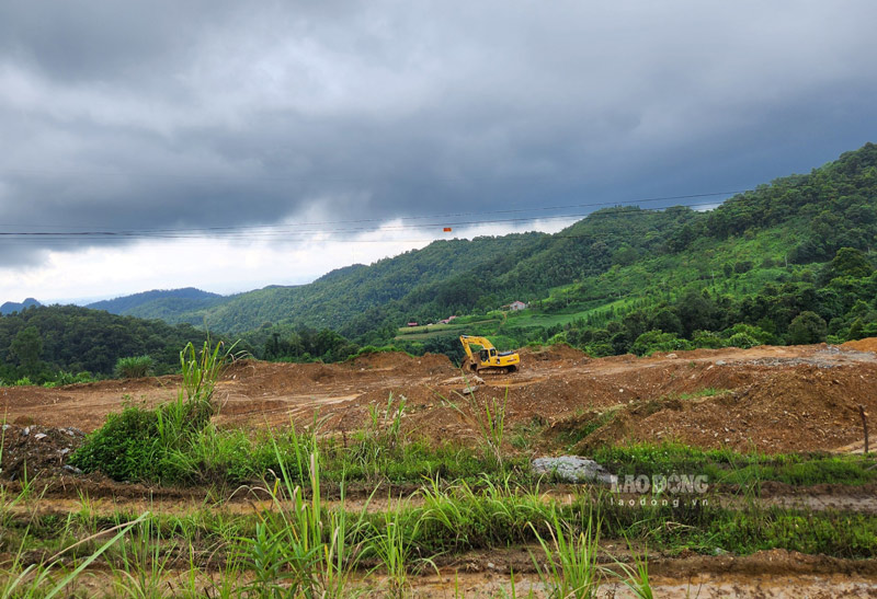 Thiếu 4 triệu m3 đất đắp, cao tốc Đồng Đăng - Trà Lĩnh khó thông tuyến