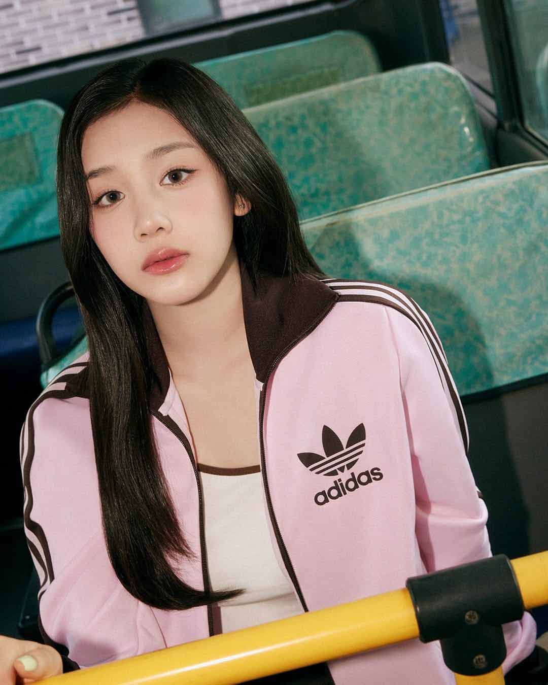 Thành viên Baby Monster: Nhan sắc thăng hạng, thân thiết với Lisa Blackpink