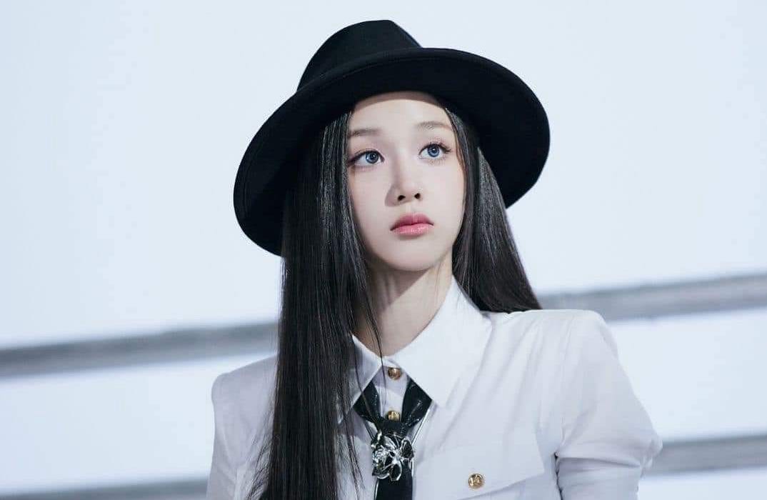 Thành viên Baby Monster: Nhan sắc thăng hạng, thân thiết với Lisa Blackpink