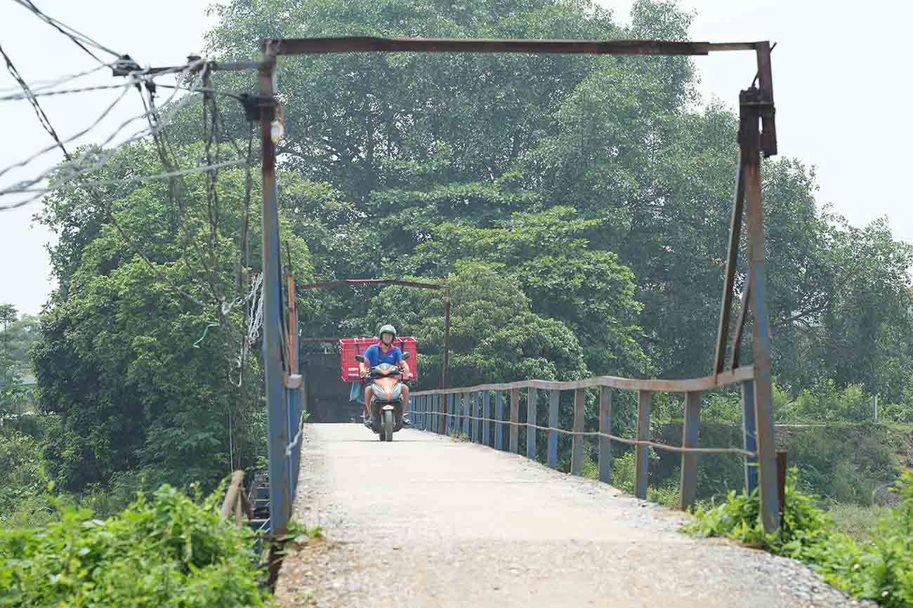 Lãnh đạo xã nói về việc dân góp tiền xây cầu, lập trạm thu phí