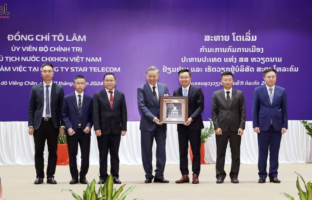 Star Telecom là hình mẫu hợp tác kinh tế Lào - Việt Nam