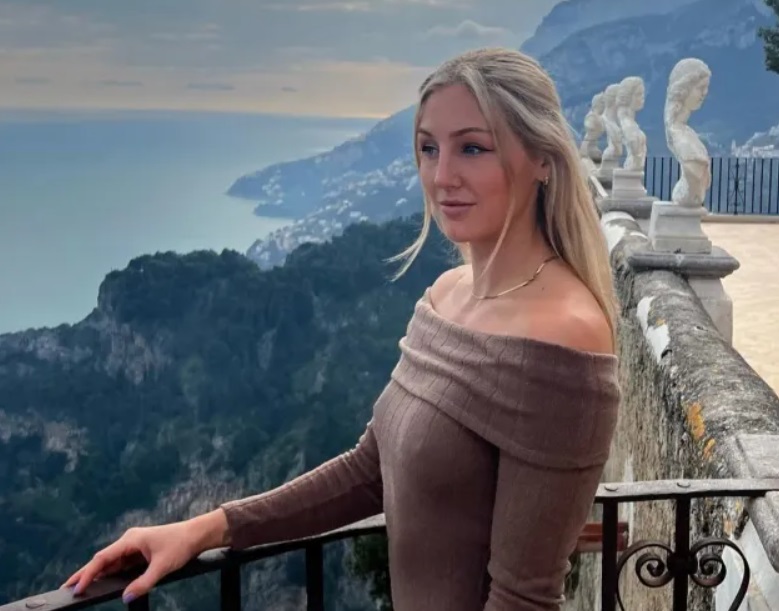 Molly Caudery - VĐV nhảy sào quyến rũ tại Olympic 2024