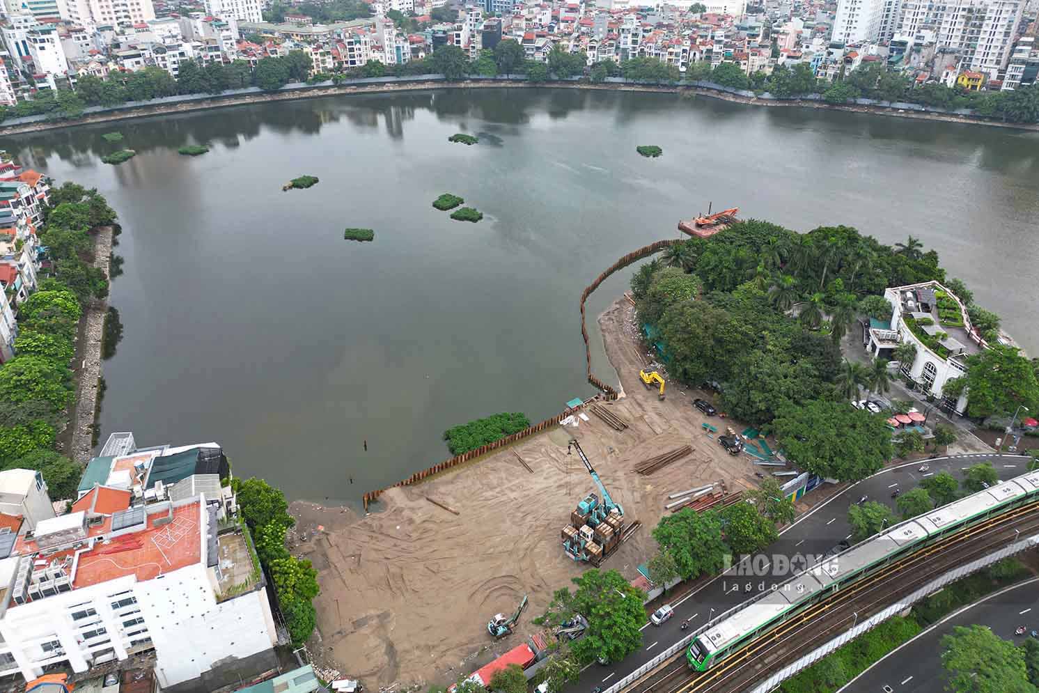 Hà Nội yêu cầu làm rõ vụ san lấp một phần hồ Đống Đa