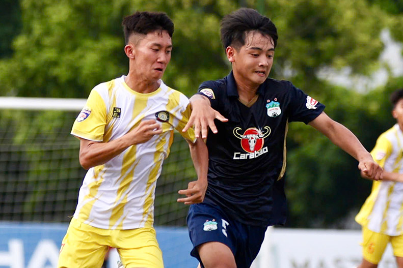 Xác định 4 đội vào bán kết giải U15 Quốc gia 2024