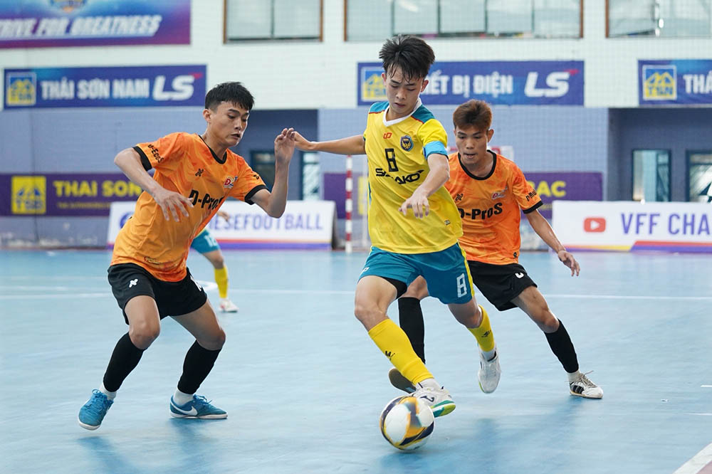 BÓNG ĐÁ VIỆT NAM - Tin tức bóng đá 24h - Bình luận bóng đá 24/7 ...