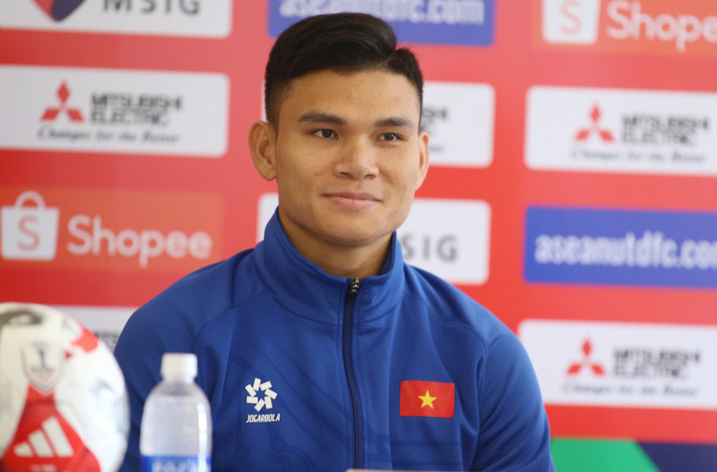 Coach Kim Sang-sik: I told the players to win the championship