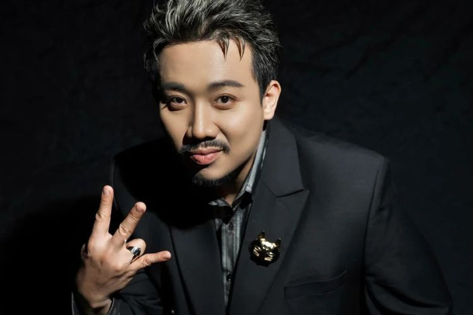 Tran Thanh's Tet movie sets a record, 10 times more than Thu Trang's