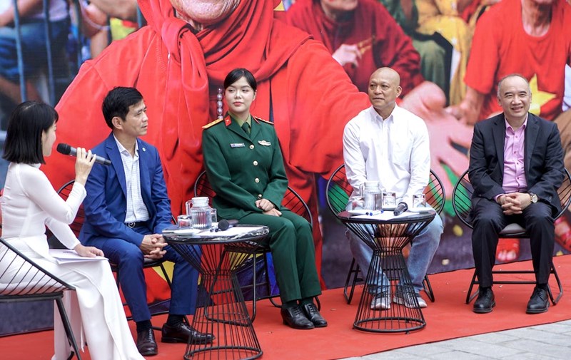 Telling the story of Vietnam through images and cultural values